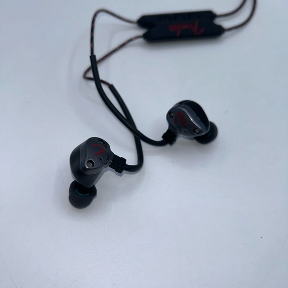 Fender | Headphones | Fender Puresonic Premium Wireless Earbuds | Poshmark